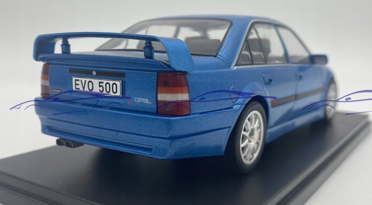 Opel Omega Evolution 500 1991 Model Whitebox 1:24 - WhiteBox | Sklep ...
